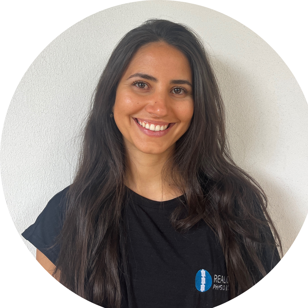 Thatiana Pedrosa: Massage Therapy at Realign Physio & Co